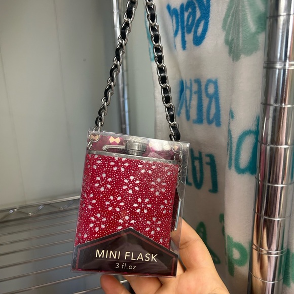 Accessories | Nwt Holiday Mini Flask On Chain | Poshmark
